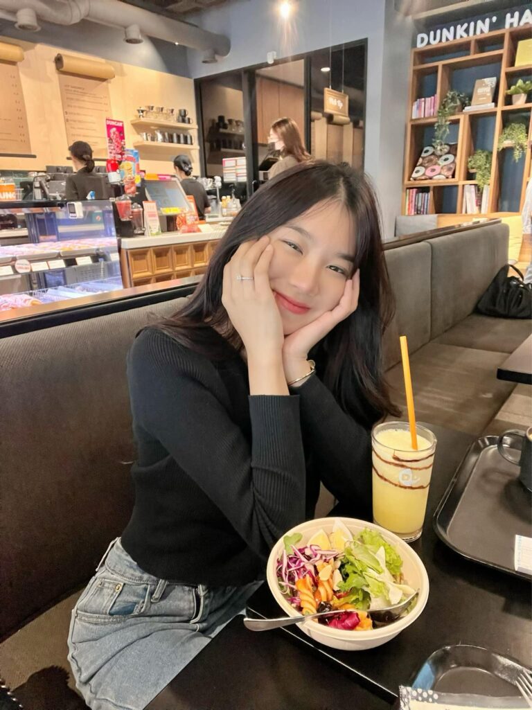 Bam Mangpor สาวสวย เน็ตไอดอล อกขาว เต้าอึ๋ม หุ่นดีเซ็กซี่ Onlyfans